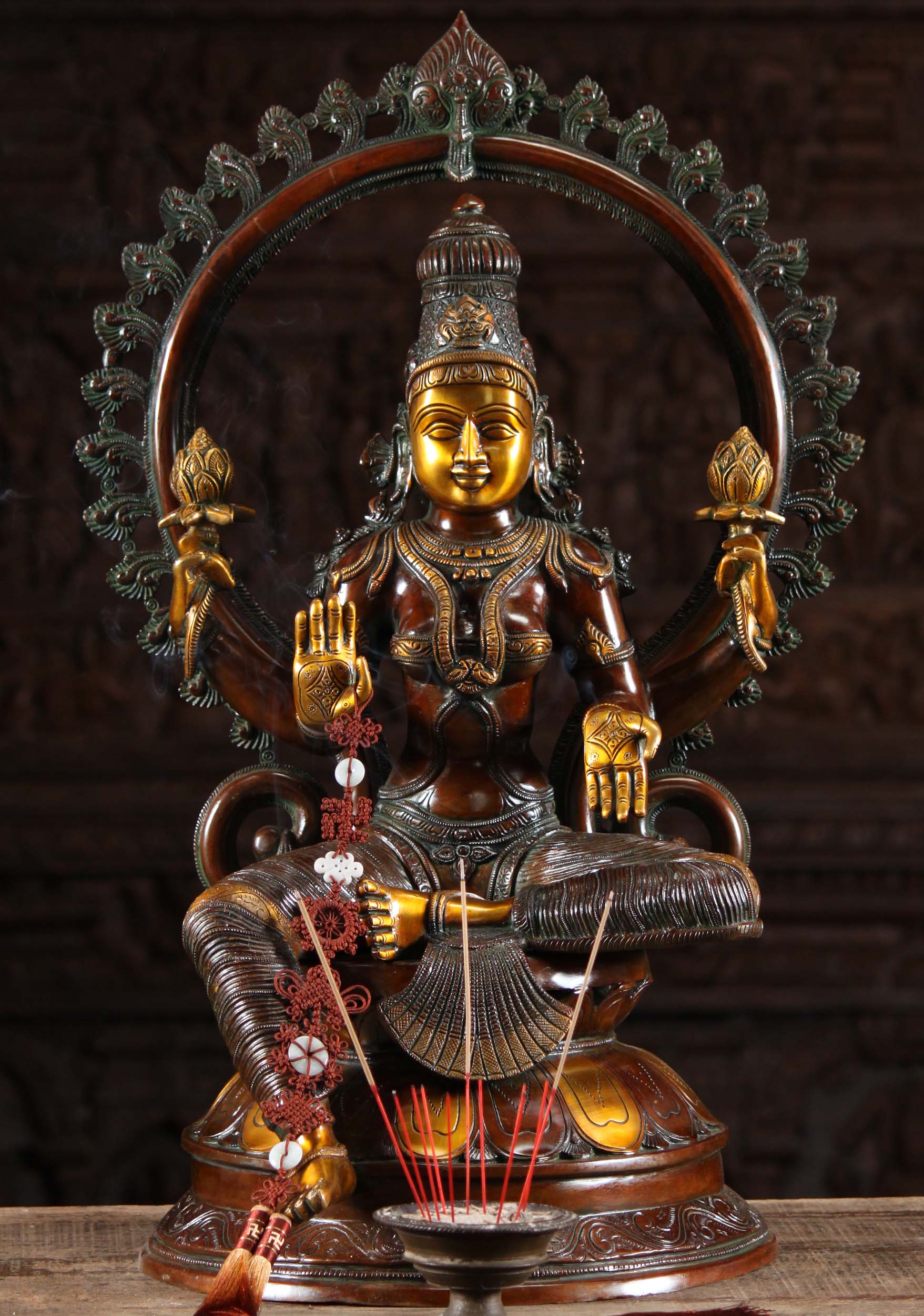 Beautiful Brass Seated Hindu Goddess Lakshmi Statue Seated on Circular ... Beautiful Brass Seated Hindu Goddess Lakshmi Statue Seated on Circular ...