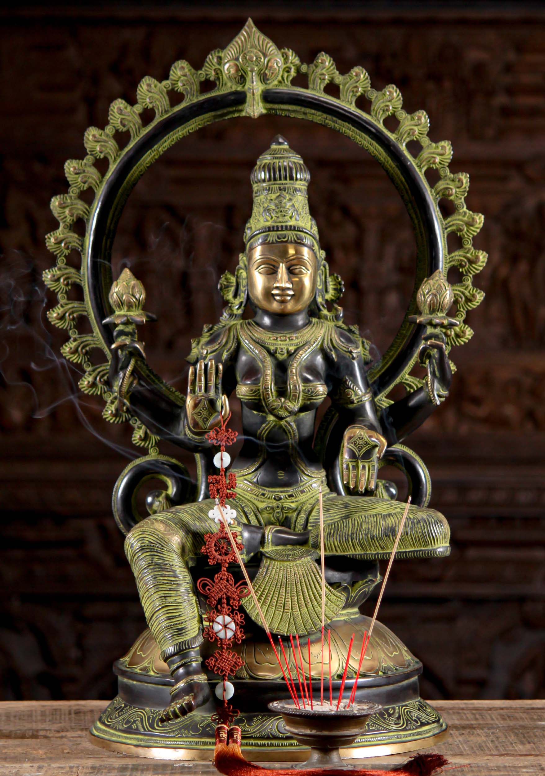 Beautiful Brass Seated Hindu Goddess Lakshmi Statue Seated on Circular ... Beautiful Brass Seated Hindu Goddess Lakshmi Statue Seated on Circular ...